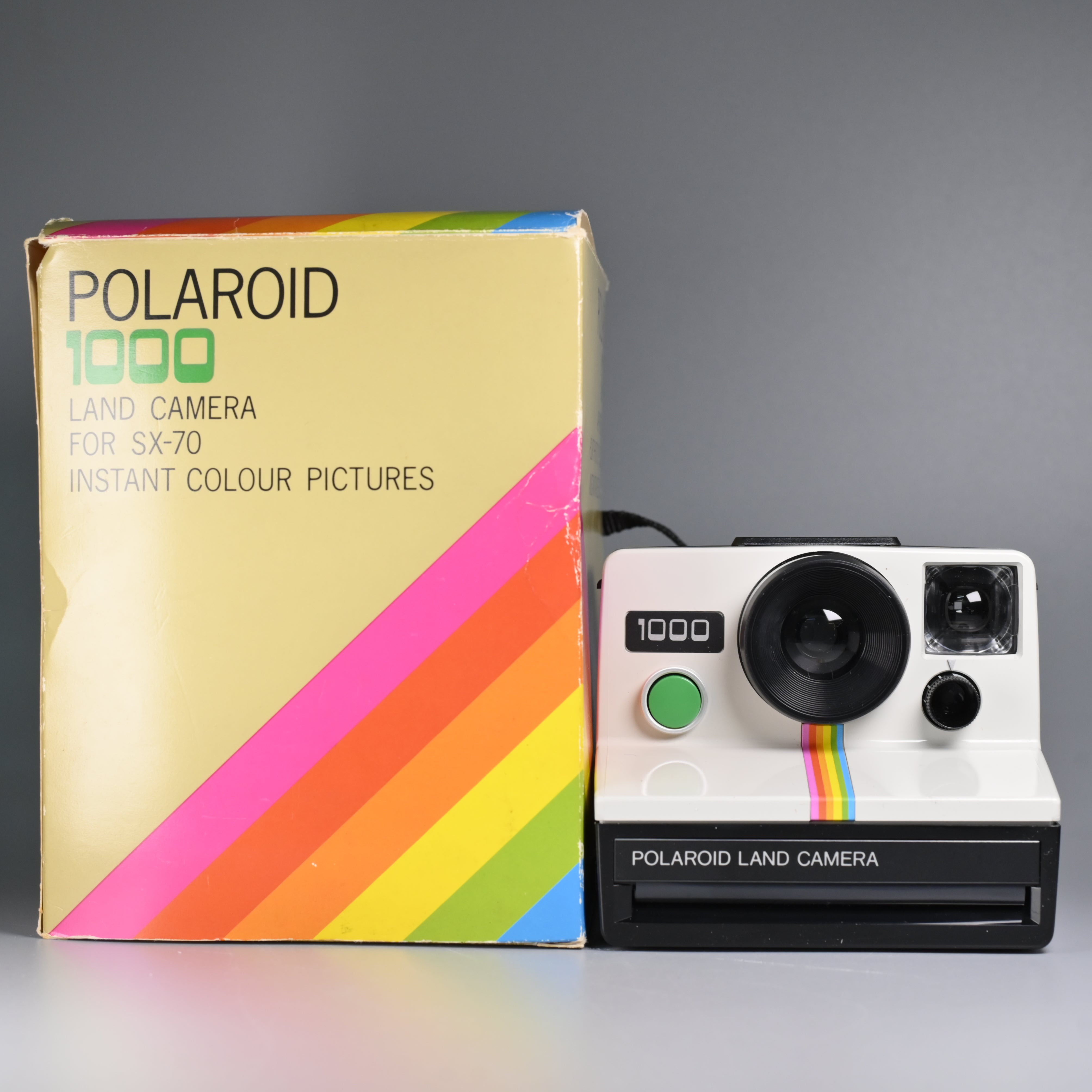 Polaroid 1000 Instant Camera (Box Set) – SHOWA