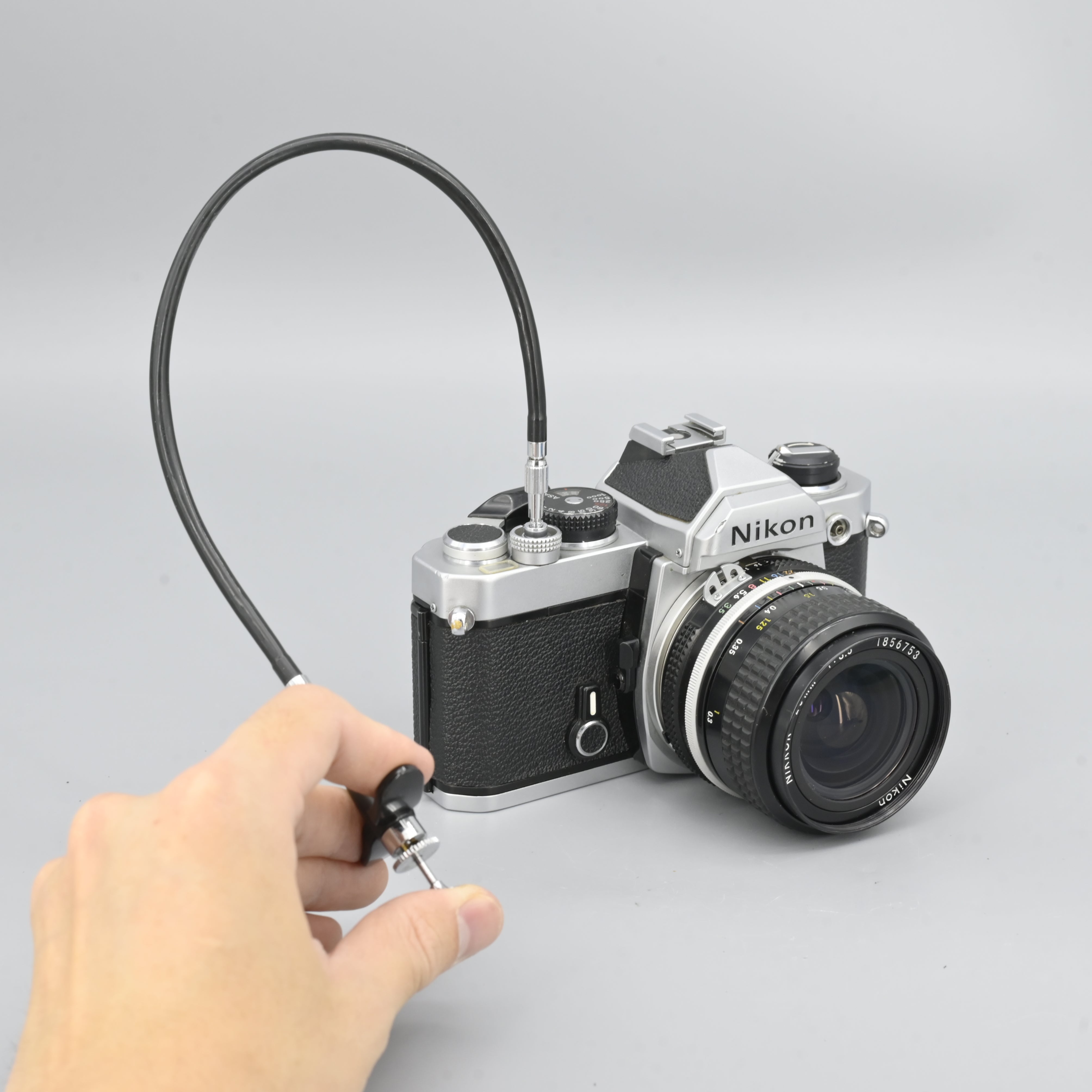 Mechanical Shutter Release – SHOWA